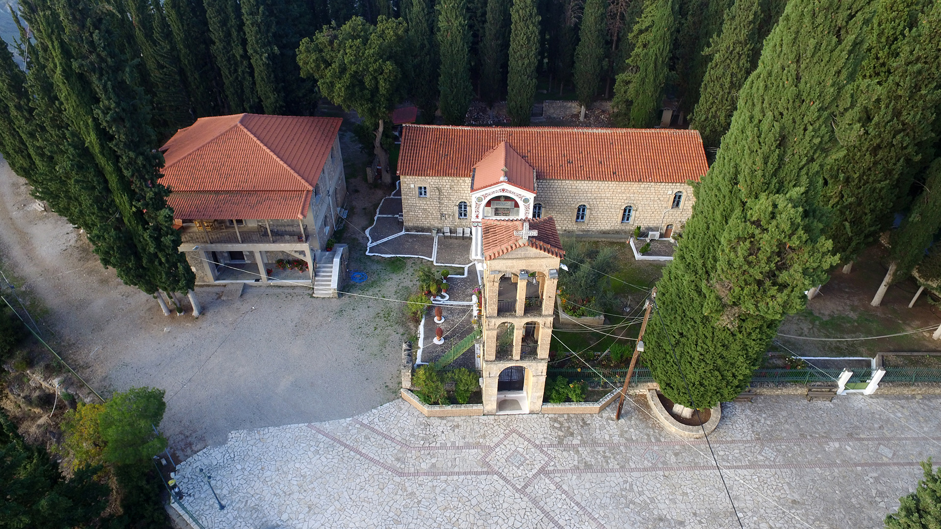 Ιερός Ναός Κοιμήσεως της Θεοτόκου - Discover Aigialeia
